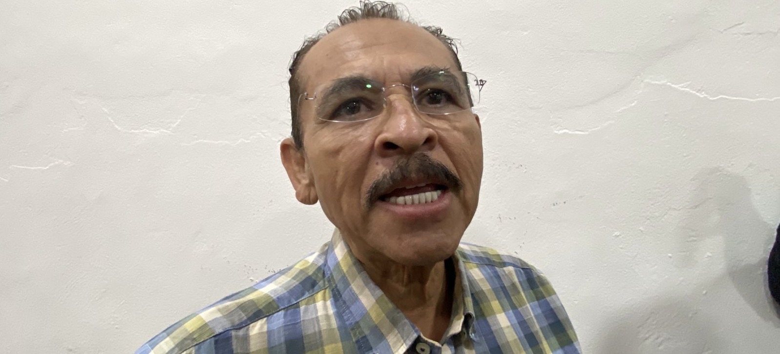 MARTÍN DE LA CRUZ ANUNCIA REVISIÓN DE 120 CONTRATOS DE LA CROC | Jaime ...